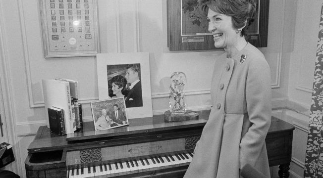PHOTOS: Nancy Reagan Through The Years – Talking Points Memo